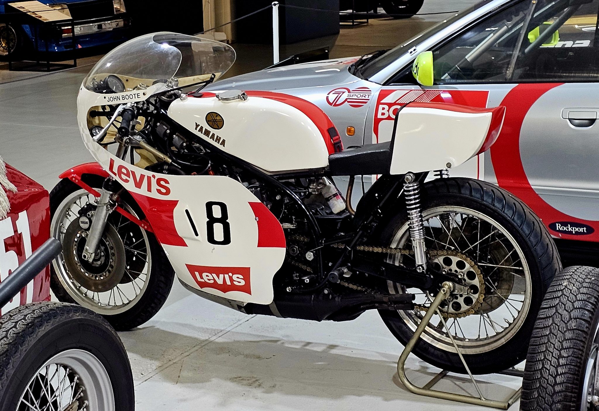 The Bridle Track og gjennforening – Bike powered by Motorrad