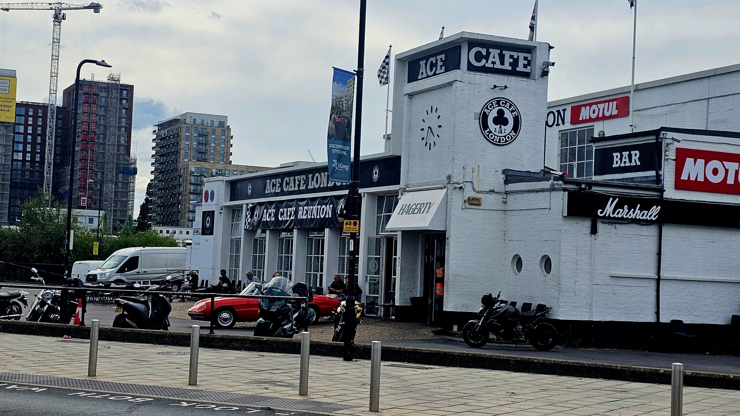 Kule MC-kafeer i London – Bike powered by Motorrad